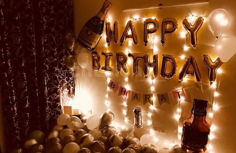 Striking Happy Birthday Wall Decoration Ideas