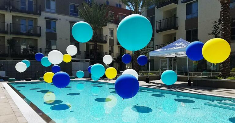 10 Blue Party Decoration Ideas that Will Leave Your Guests Feeling Blue ...
